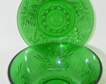 Green oatmeal glass | Etsy