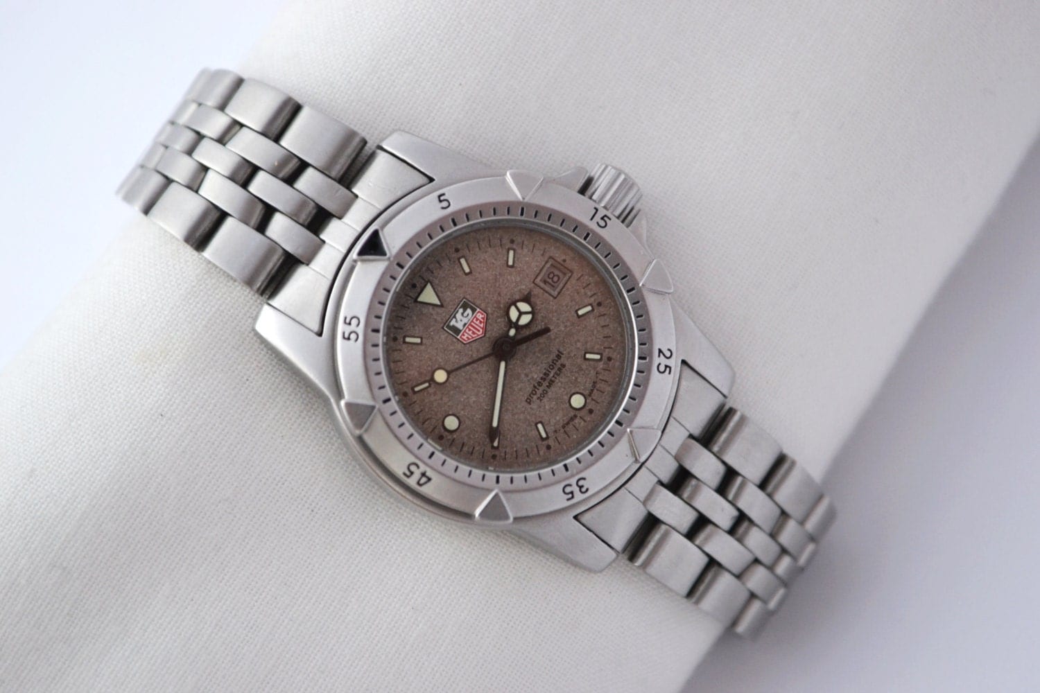 Vintage Tag Heuer 1500 Series Stainless Steel Quartz Ladies Petite ...