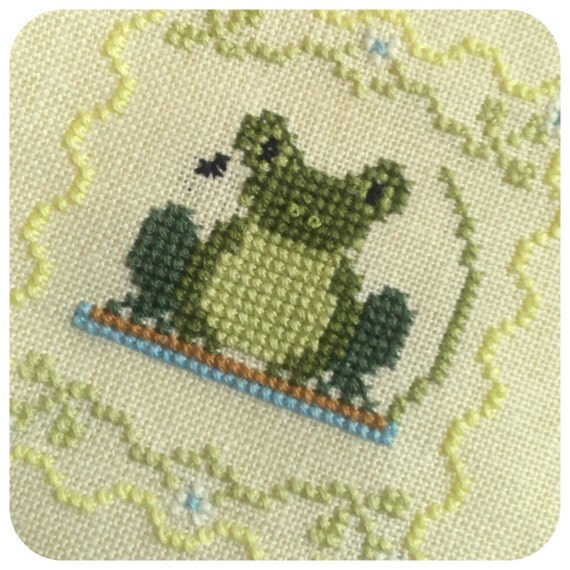 My little frog cross stitch pattern by xJudesign on Etsy