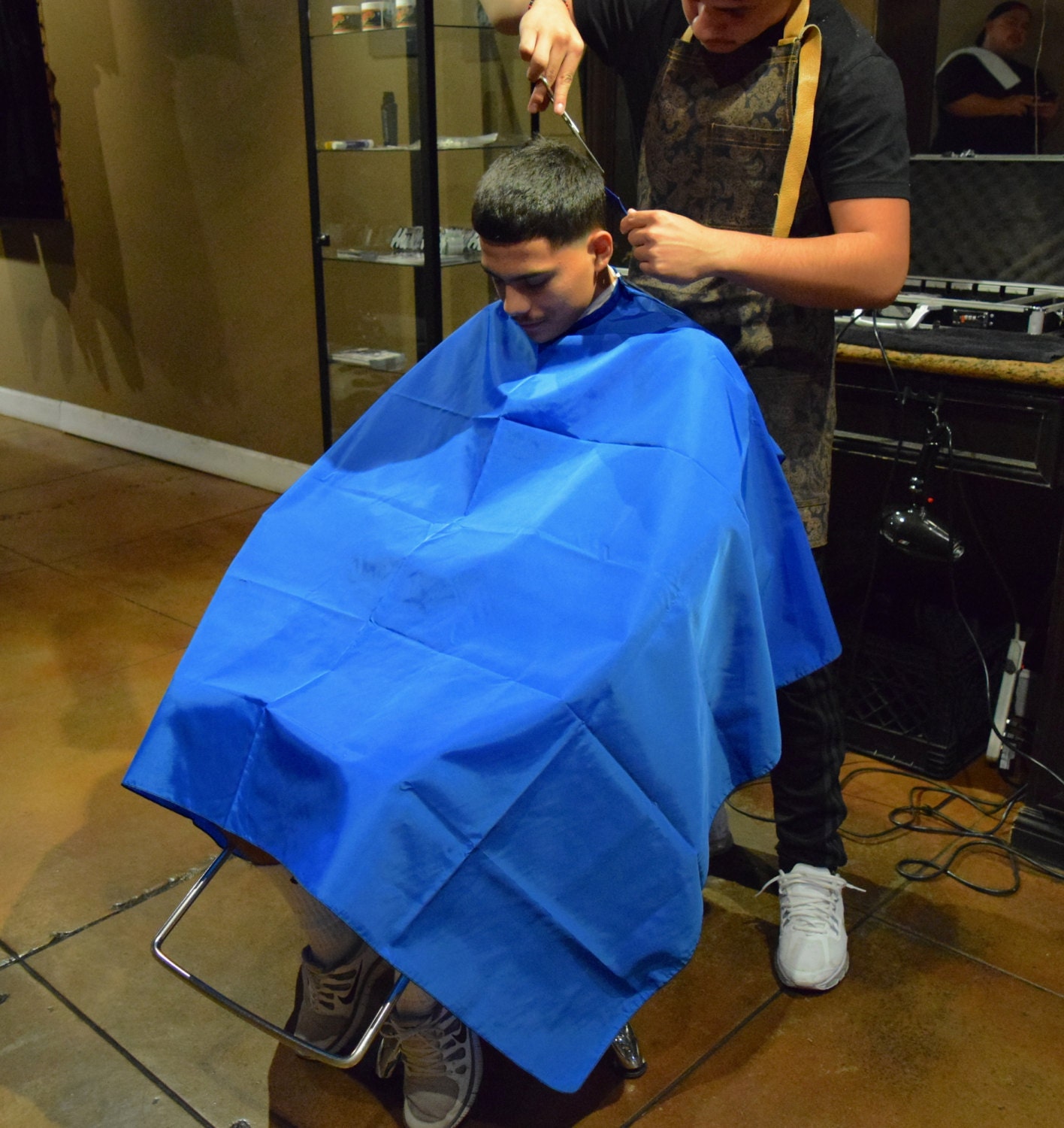Royal Blue Hair Cutting Cape Hairdresser Barber Gown Stylist