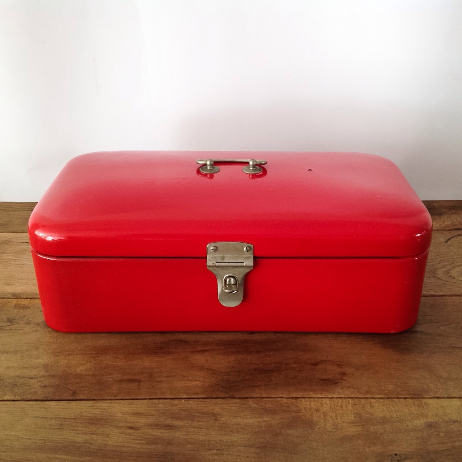 Vintage 50’s Red Enamel Breadbox / Bread Bin – Dutch Enamelwear Bread ...
