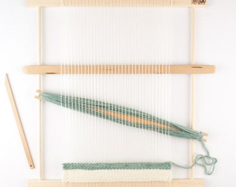 Beginners Rigid Heddle Loom 10 inch RH-10 by OakeandAshe on Etsy