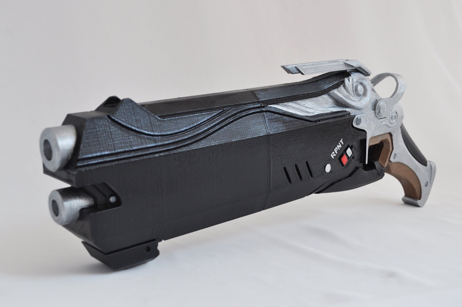 Reaper Hellfire shotgun inspired by Overwatch. by DesignedBy3D