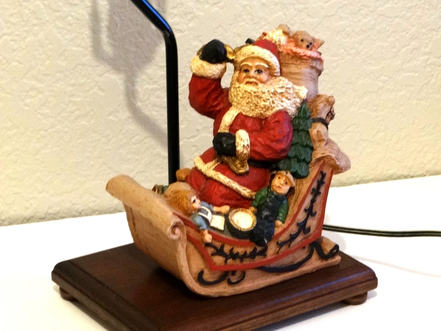 Vintage Santa Claus in Sleigh Christmas Table Lamp 1970s Home
