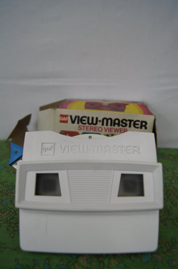Vintage 70s Viewmaster in original BOX GAF View-Master Red