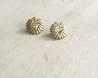 Gold shell earrings | Etsy