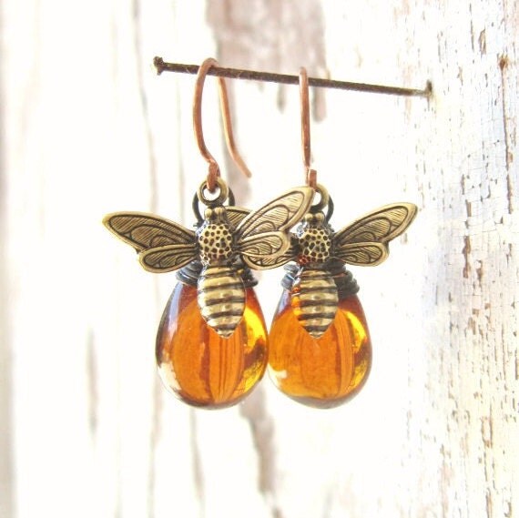Honey Bee Earrings. Honey Bee Jewelry.Wire Wrapped by JensBeadBox