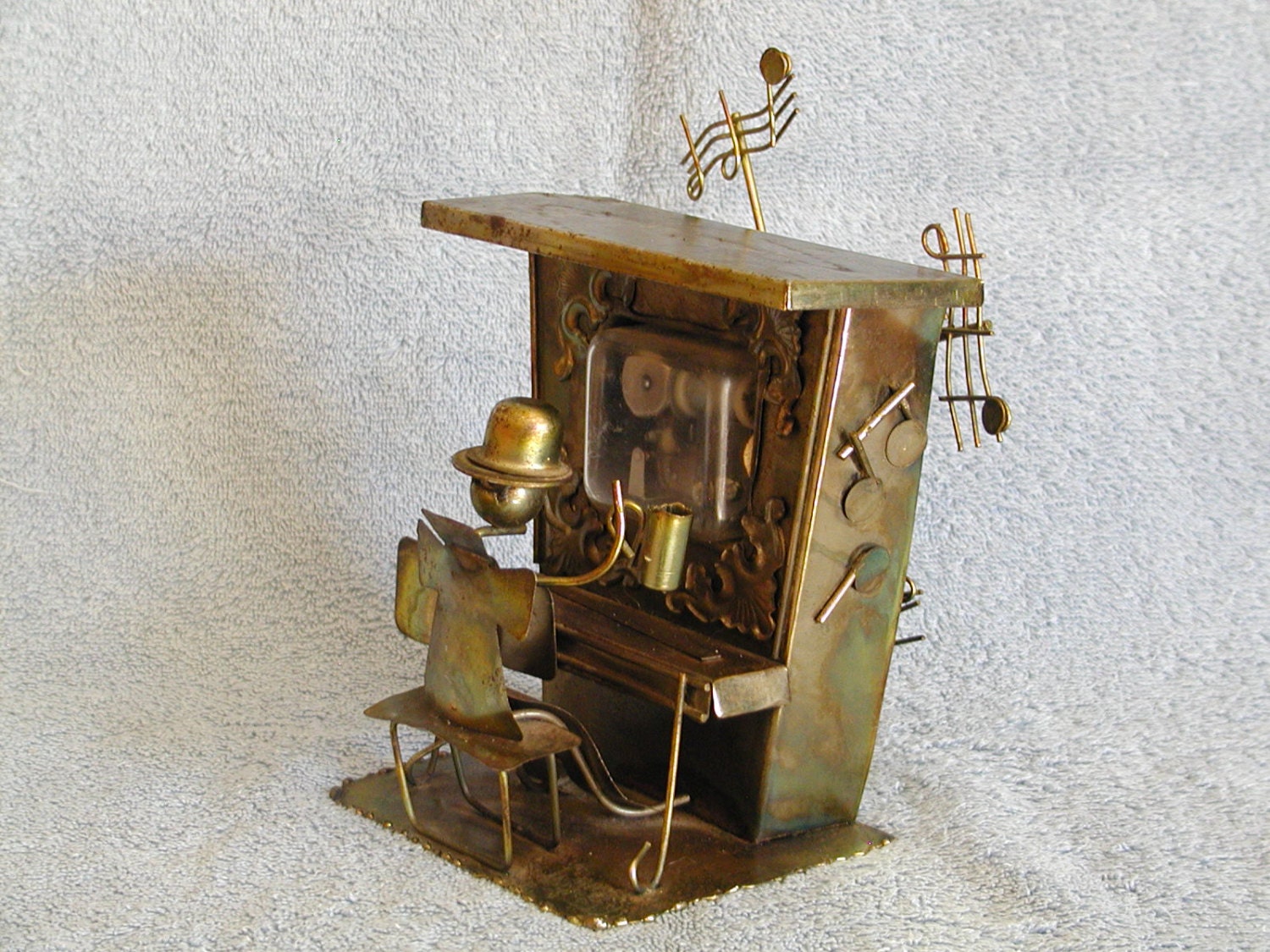 Music Box Metal Art Sculpture Piano Man