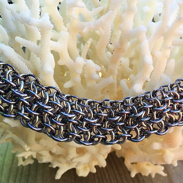 Daisies Chain by DaisiesChain on Etsy