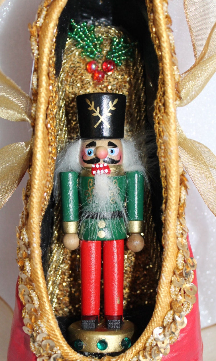 Decorated Pointe Shoe:Nutcracker Ballet Nutcracker Gift