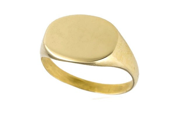 Gold signet ring. Signet gold ring. Gold ring. Wide gold ring.
