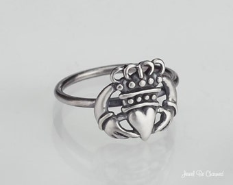 Custom claddagh ring | Etsy