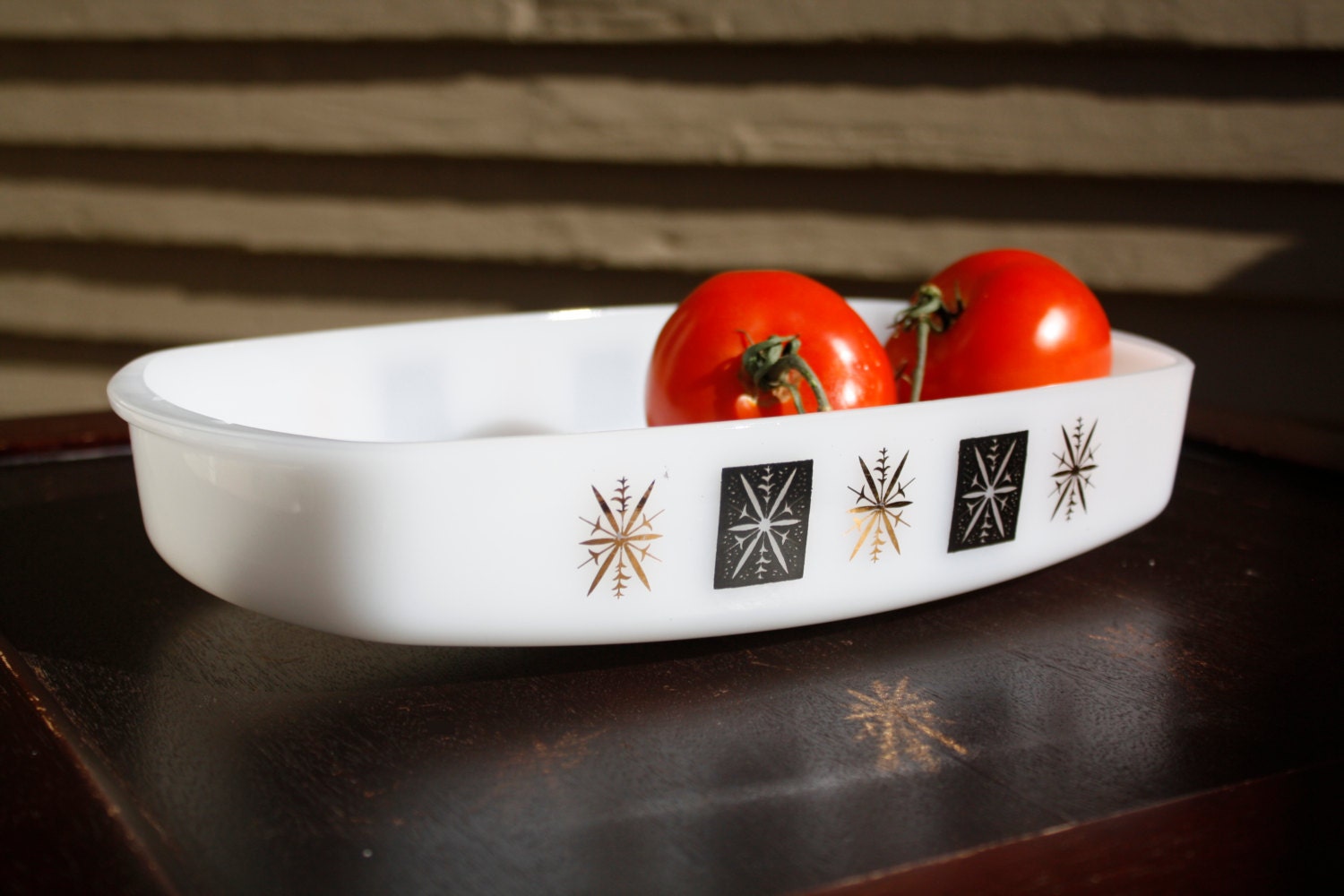 Vintage Federal Milk Glass 1.5 qt Serving Dish Atomic Starburst ...