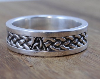 Unique celtic wedding rings related items | Etsy
