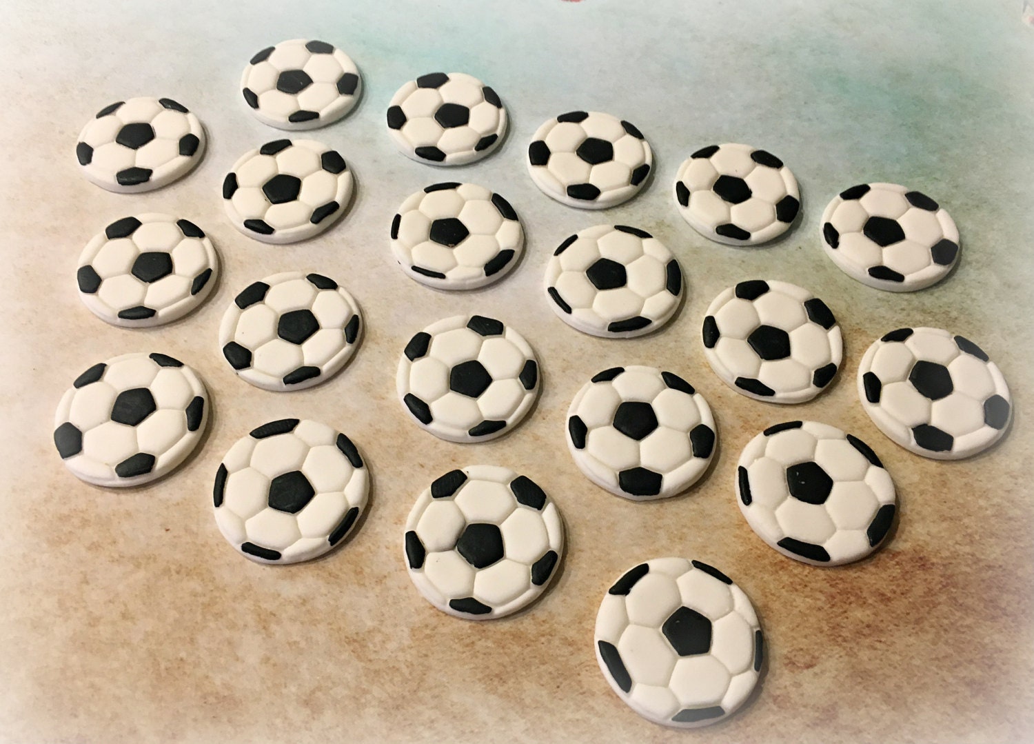 12 Edible Soccer Ball Cupcake Toppers by SweetcreationsbyGigi