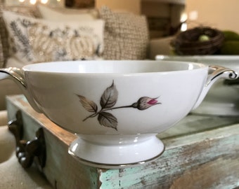 Princess House Set of 4 Heritage Pattern Footed by tycaalak