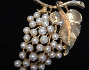 Grape cluster brooch | Etsy