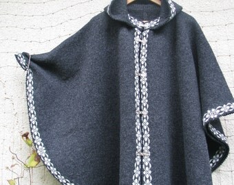 Men's Ponchos – Etsy