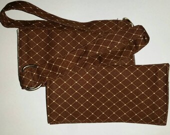 Items similar to Spring Flower Wristlet Wallet on Etsy