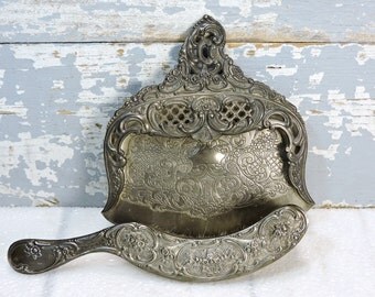 Antique dust pan | Etsy