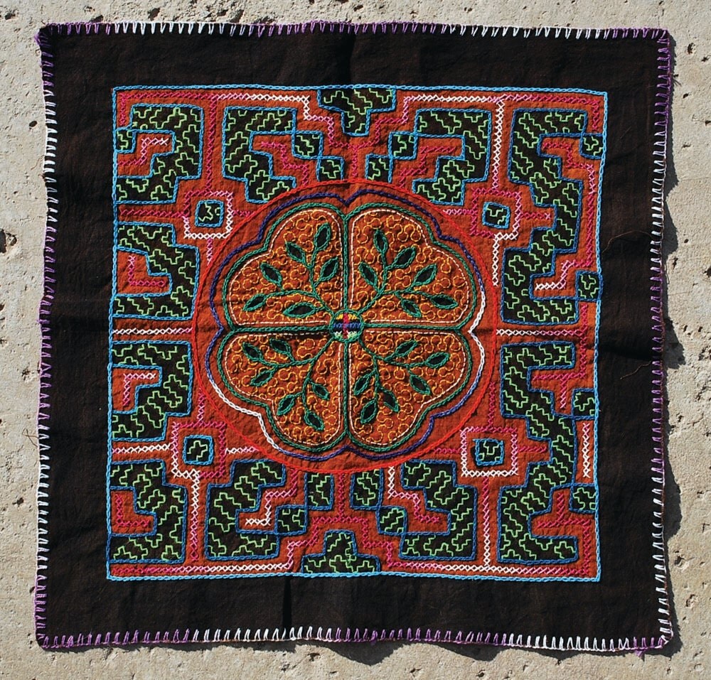 Jungle Art By The Shipibo People Of The Amazon Peru
