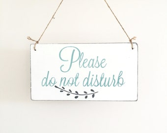 Items similar to Please Do Not Disturb Sign with flowers, front door ...