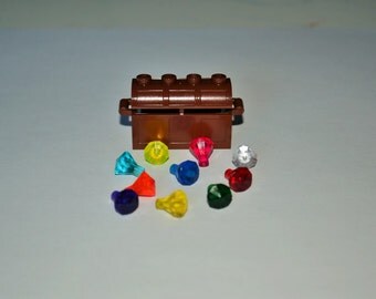 LEGO Pearl Gold Pirate Treasure Chest 10 Jewels Crystals Gems