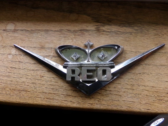Vintage Diamond REO Emblem Antique REO diamond Emblem Rare