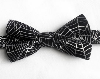 Spider web bow tie | Etsy