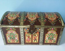 Lovely decorative old vintage folklore treasure chest tin 1960 1970