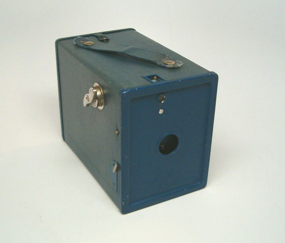 Vintage Camera BLUE AGFA ANSCO 120 Box Camera
