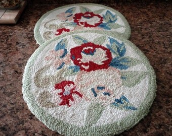 Hooked chair pads | Etsy