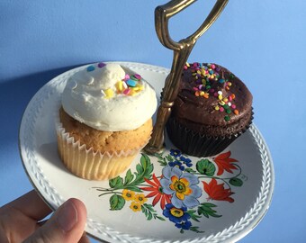 Single cupcake stand | Etsy