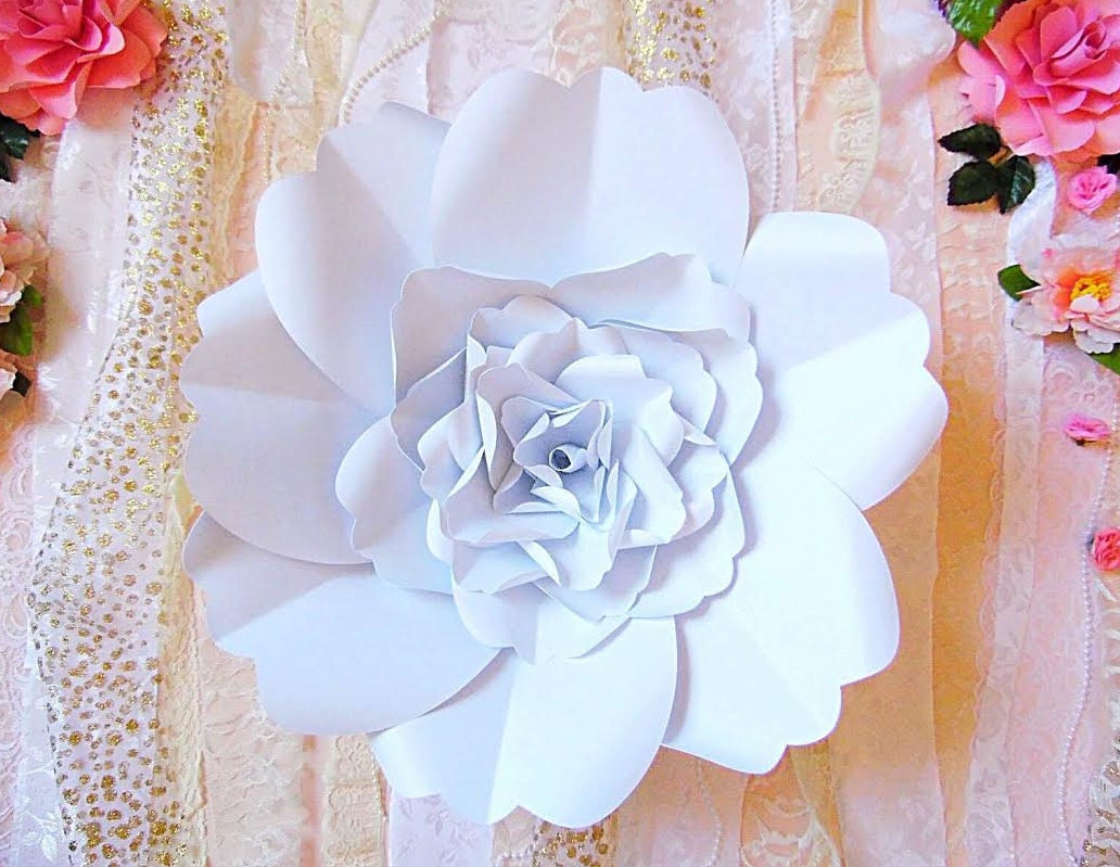 Giant Paper Flower Tutorial with templates by CatchingColorFlies