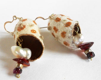 Cocoon earrings | Etsy