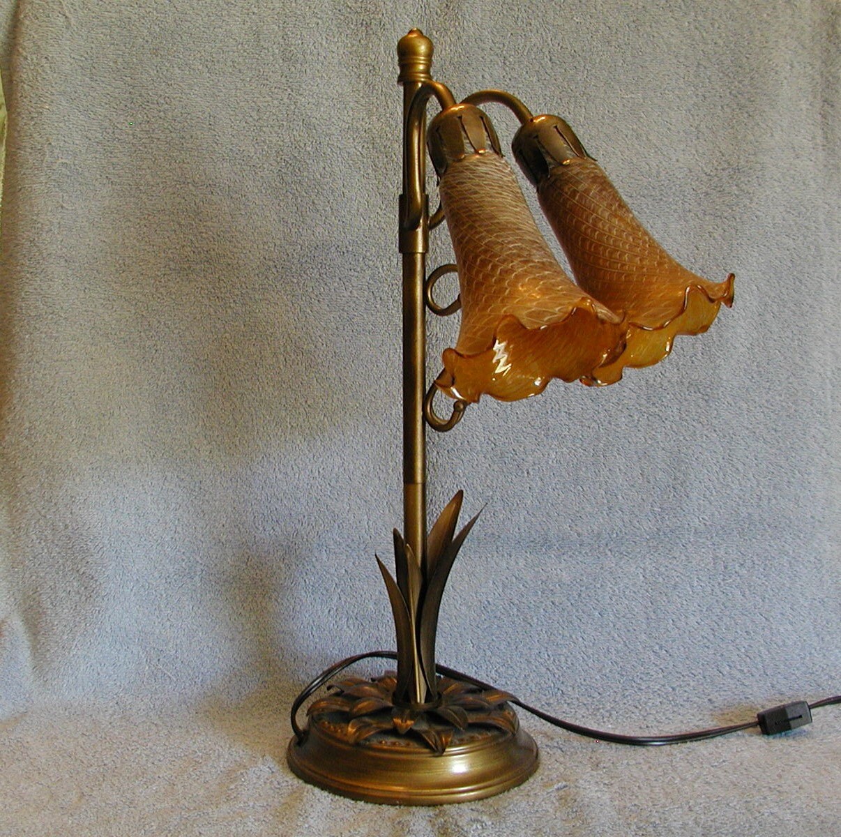 Angels Trumpet Lamp Tulip Lamp 2 Flowers