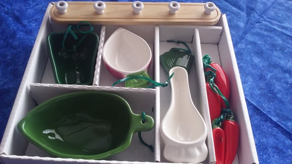 Vegetable Measuring Cup And Spoon Set 1984 Avon by Tupperwarerocks