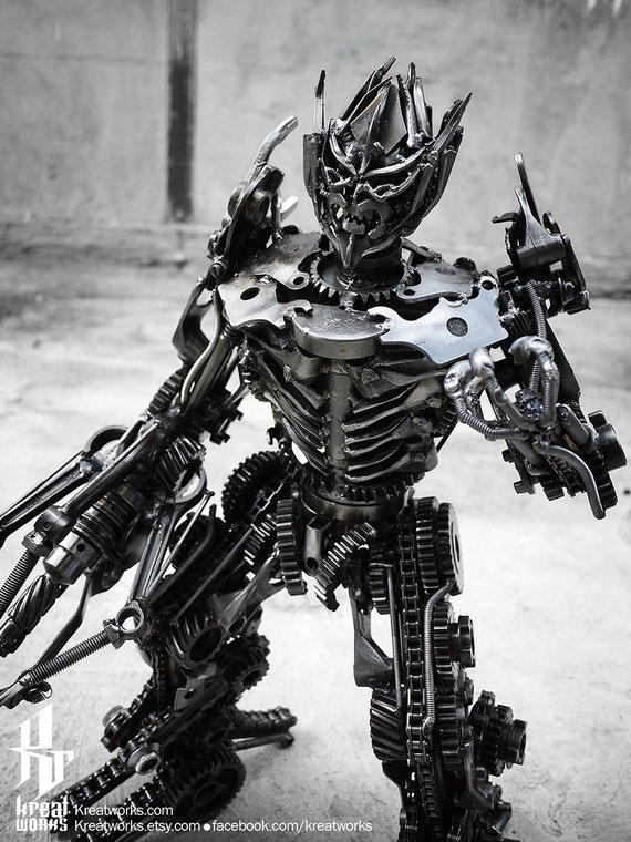 Recycled Metal Dreaded Robot Medium item