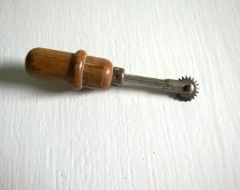 Vintage Leather Working Tools & Supplies – Etsy