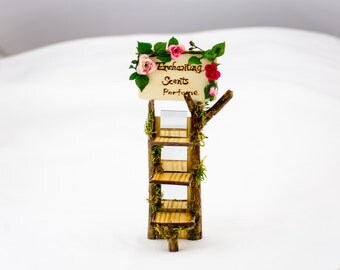 Figurine display | Etsy