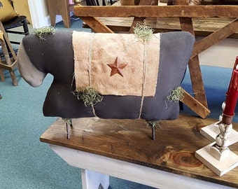 Set of 4 Primitive Sheep with Felt Blanket