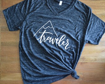 Women's Tops & Tees – Etsy