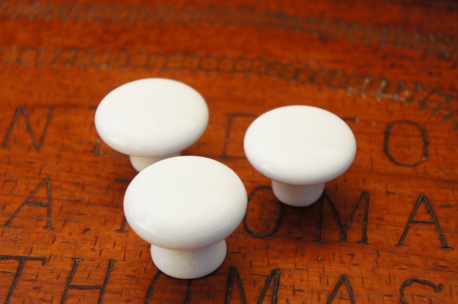 Vintage 70s-80s White Porcelain Cabinet Knobs Dresser Knobs Shabby Chic ...