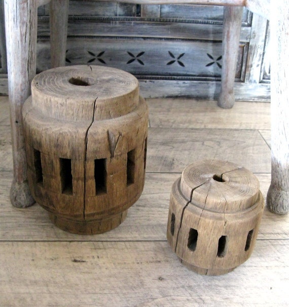 Set of old wagon wheel hub