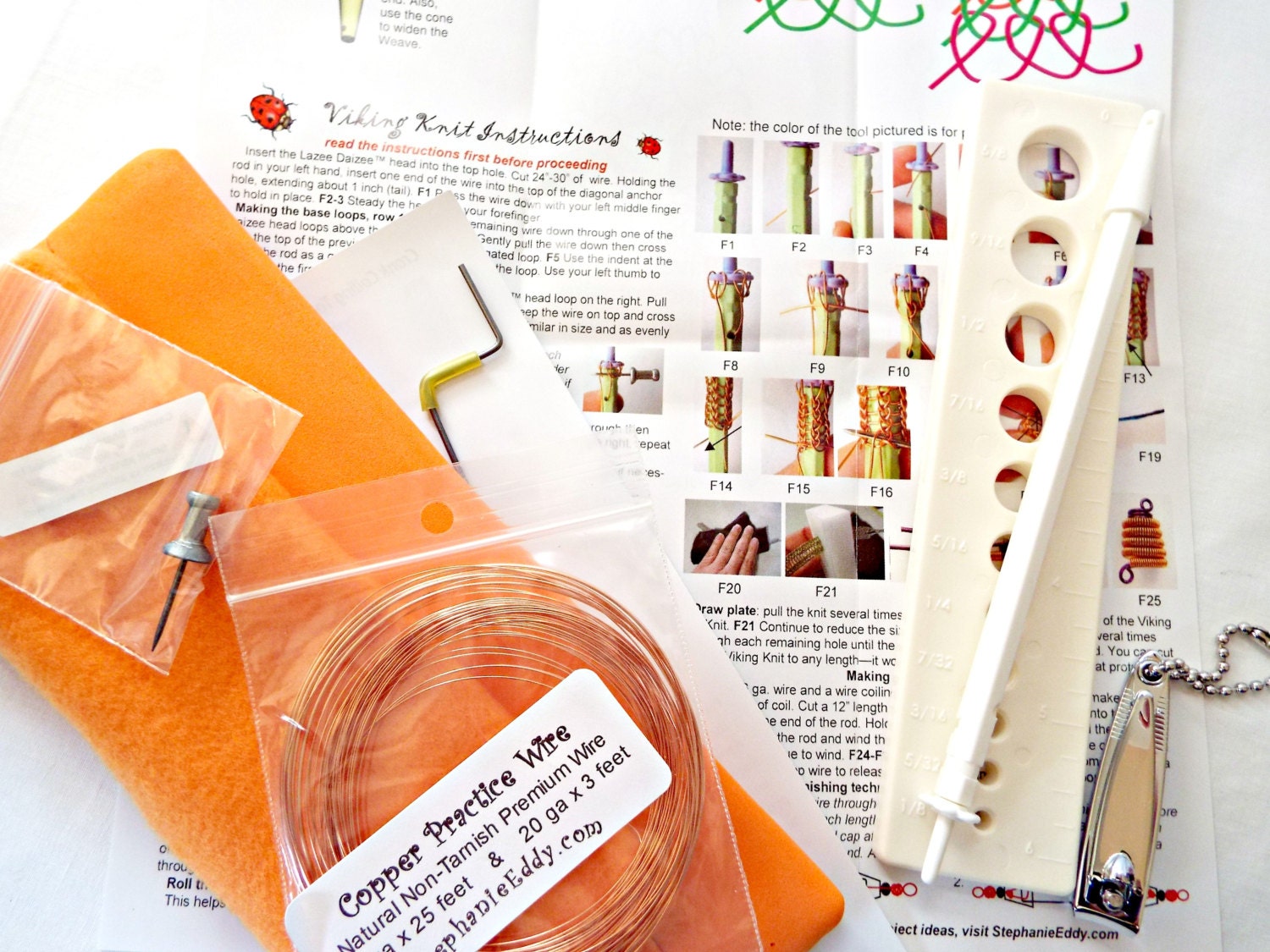 Lazee Daizee Kit Viking Knit Wire Weaving Kit Weaving Tool