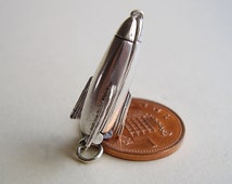 Popular items for astronaut jewelry on Etsy