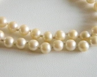 Single strand pearls | Etsy