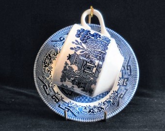 Churchill pottery | Etsy