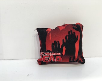 Walking dead cat | Etsy