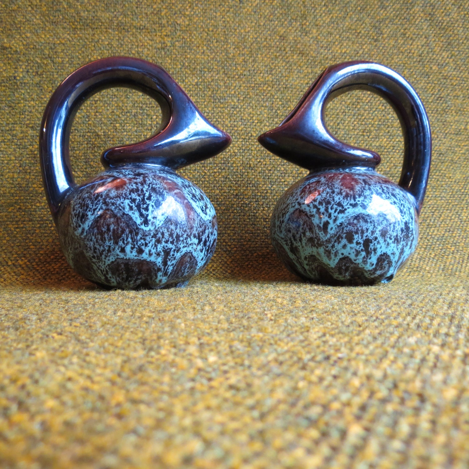 Mid Century Modern Oil and Vinegar cruets / pair of small pitchers ...